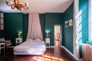 About - Chateau Coliving